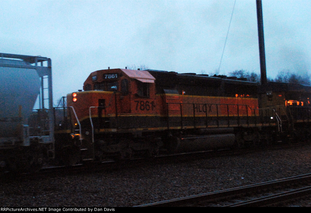 HLCX SD40-2 7861 in BNSF H1 on Q439-22